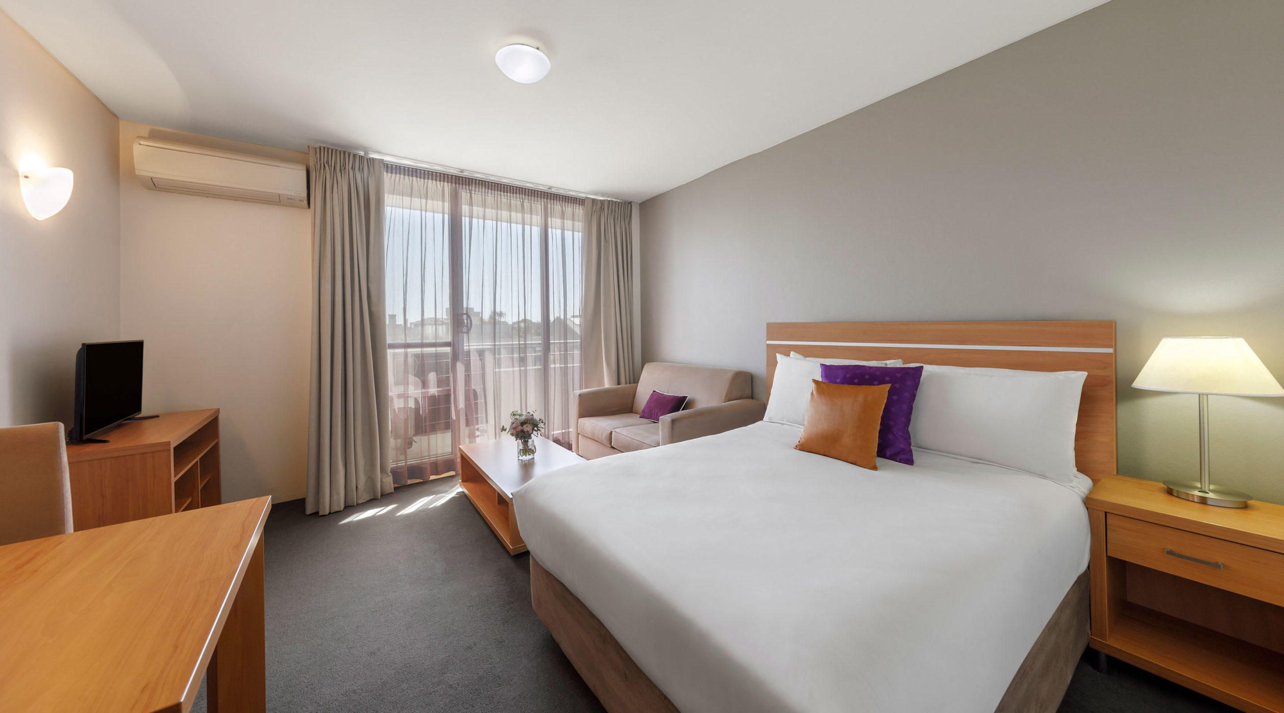 Studio Apartment in Cremorne - Park Regis Concierge Apartments